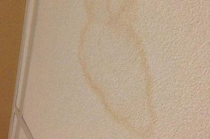 How To Remove Yellow Water Stains From Ceiling - The Definitive Guide